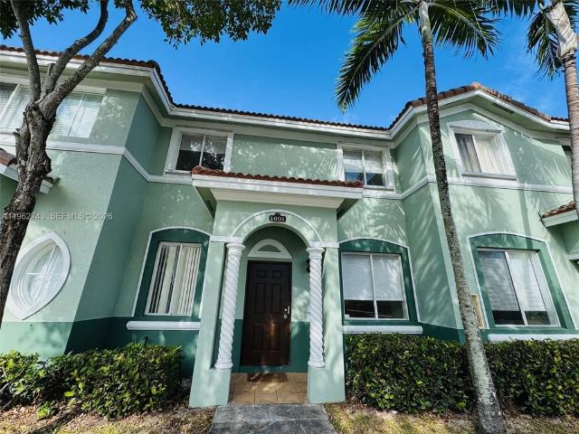 3 bedroom luxury Townhouse for rent in Homestead, Florida