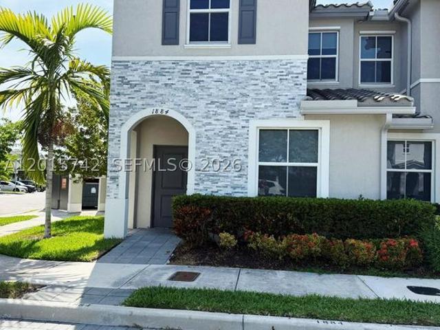 3 bedroom luxury Townhouse for rent in Homestead, Florida