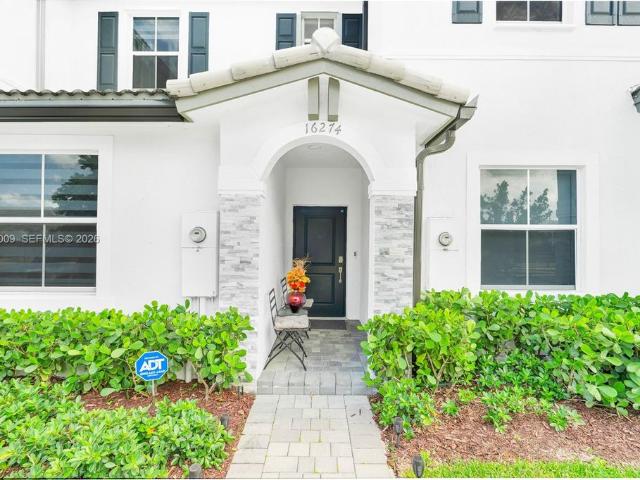 3 bedroom luxury Townhouse for rent in Homestead, Florida