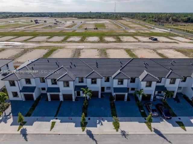 3 bedroom luxury Townhouse for rent in Homestead, Florida