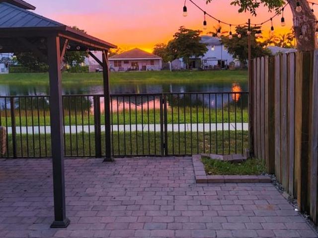 3 bedroom luxury Townhouse for rent in Homestead, Florida