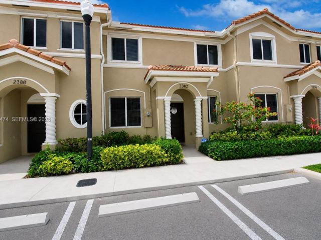 3 bedroom luxury Townhouse for rent in Homestead, Florida