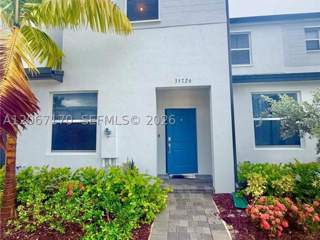 3 bedroom luxury Townhouse for rent in Homestead, United States