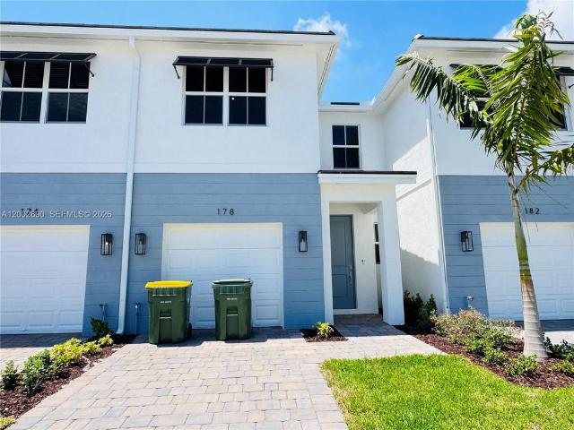 3 bedroom luxury Townhouse for rent in Homestead, United States