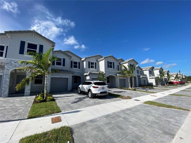 3 bedroom luxury Townhouse for rent in Homestead, United States