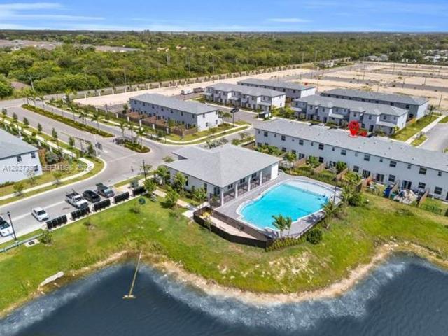 3 bedroom luxury Townhouse for rent in Homestead, United States