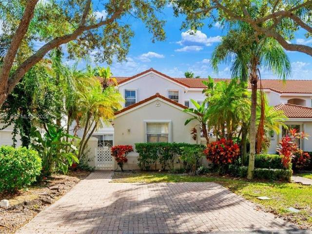 3 bedroom luxury Townhouse for rent in Hollywood, Florida