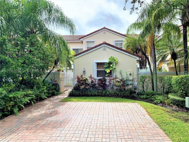 3 bedroom luxury Townhouse for rent in Hollywood, Florida