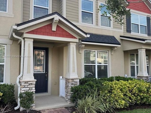 3 bedroom luxury Townhouse for rent in Kissimmee, Florida