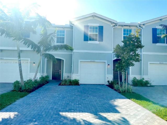 3 bedroom luxury Townhouse for rent in Lake Worth, United States