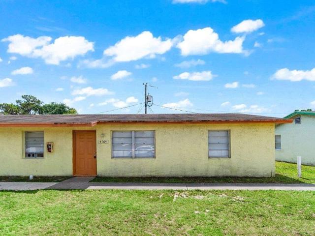 3 bedroom luxury Townhouse for rent in Lake Worth, United States