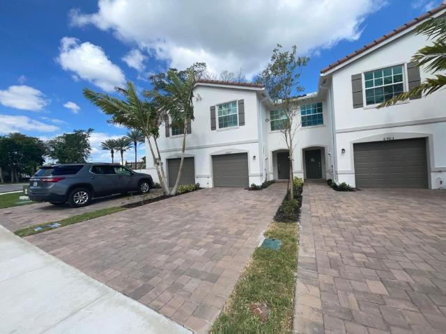 3 bedroom luxury Townhouse for rent in Lake Worth, United States
