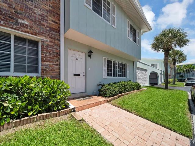 3 bedroom luxury Townhouse for rent in Lauderdale by the sea, Florida