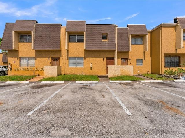 3 bedroom luxury Townhouse for rent in Lauderhill, Florida