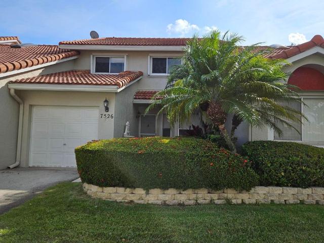 3 bedroom luxury Townhouse for rent in Margate, Florida