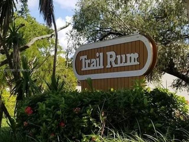 3 bedroom luxury Townhouse for rent in Miami Terrace Mobile Home, Florida