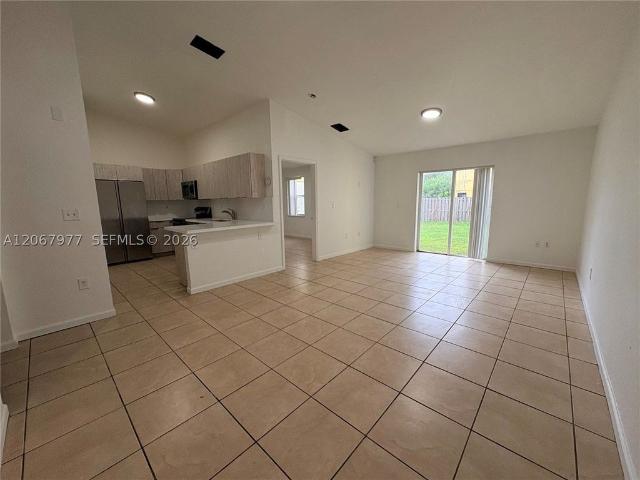 3 bedroom luxury Townhouse for rent in Miami, United States