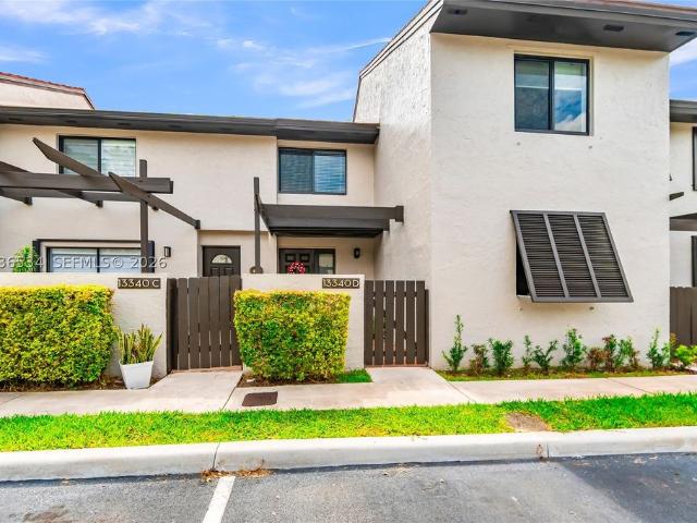 3 bedroom luxury Townhouse for rent in Miami, United States
