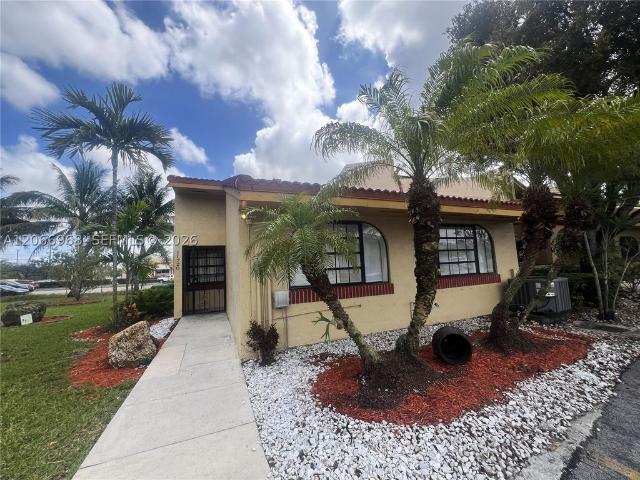3 bedroom luxury Townhouse for rent in Miami, United States