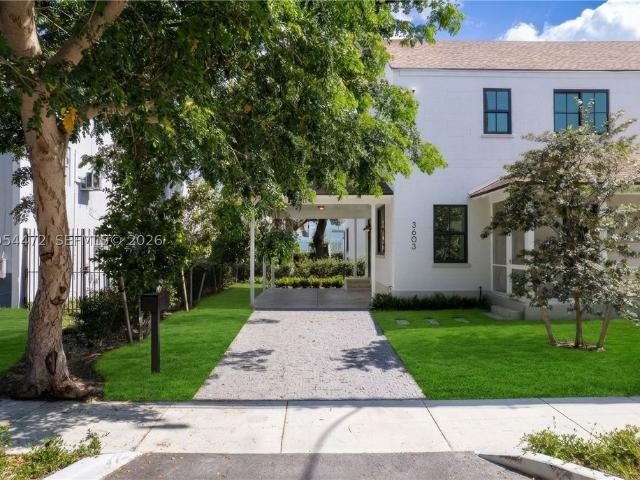 3 bedroom luxury Townhouse for rent in Miami, United States