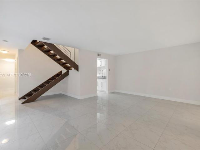 3 bedroom luxury Townhouse for rent in Miami, Florida