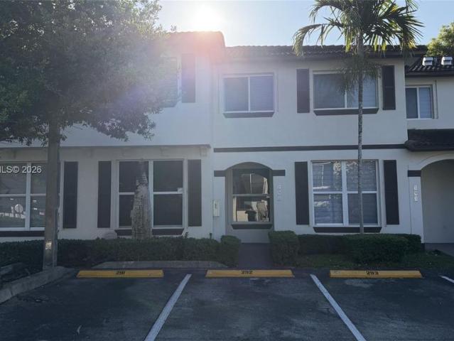 3 bedroom luxury Townhouse for rent in Miami, Florida