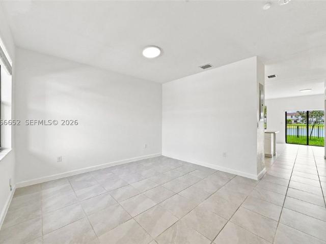 3 bedroom luxury Townhouse for rent in Miami, Florida
