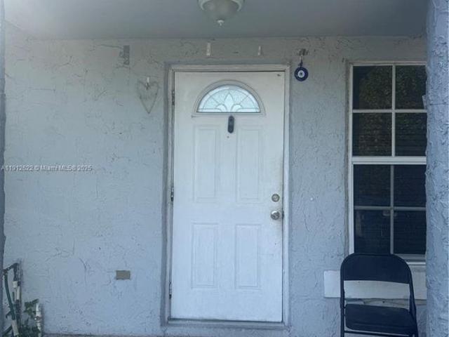3 bedroom luxury Townhouse for rent in Miami Gardens, Florida