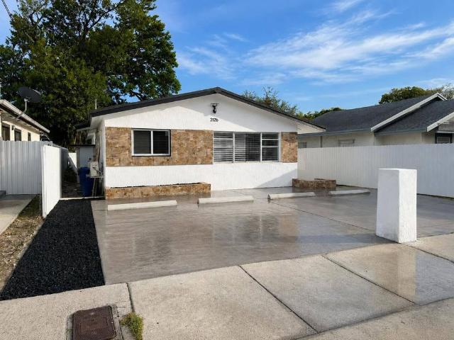 3 bedroom luxury Townhouse for rent in Miami Heights Trailer Park, United States