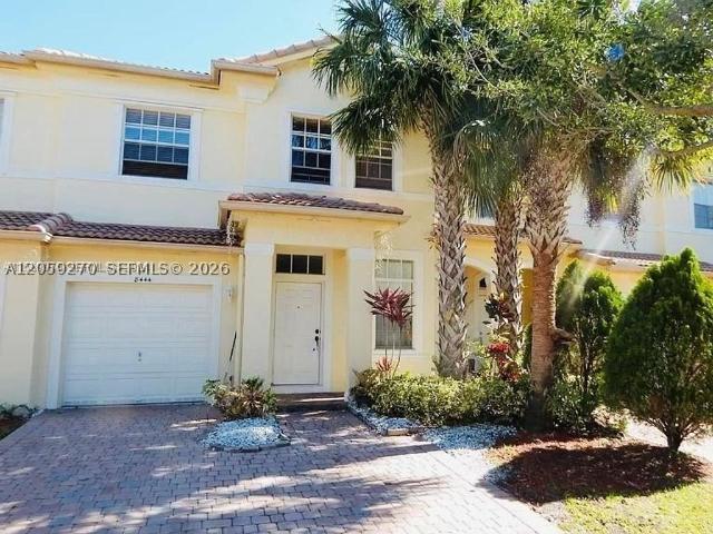 3 bedroom luxury Townhouse for rent in Miramar, Florida