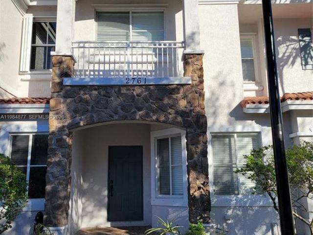 3 bedroom luxury Townhouse for rent in Miramar, Florida
