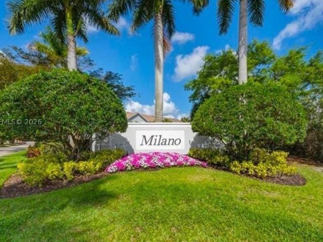 3 bedroom luxury Townhouse for rent in Naples, Florida
