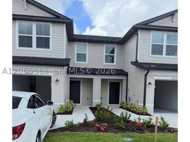 3 bedroom luxury Townhouse for rent in North Fort Myers, United States