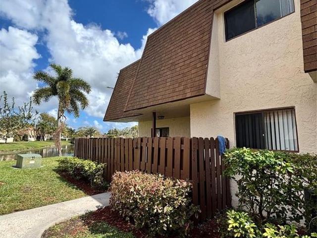 3 bedroom luxury Townhouse for rent in North Lauderdale, United States