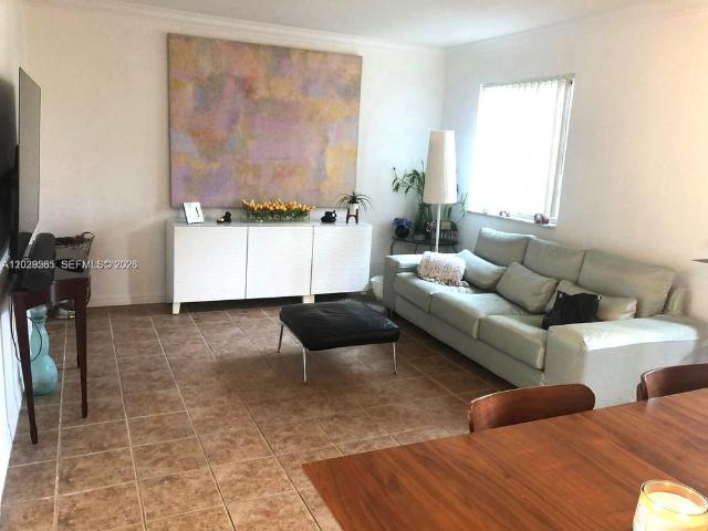 3 bedroom luxury Townhouse for rent in North Miami Beach, Florida