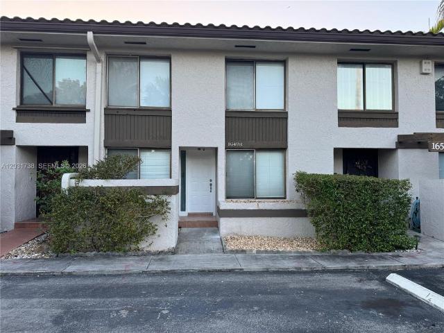3 bedroom luxury Townhouse for rent in North Miami Beach, Florida