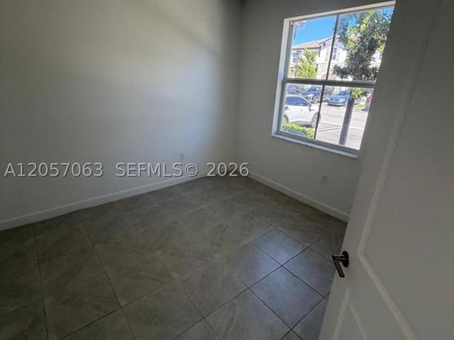 3 bedroom luxury Townhouse for rent in North Miami, Florida
