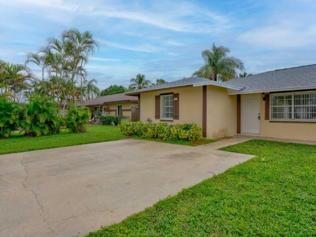 3 bedroom luxury Townhouse for rent in Palm Beach Gardens, Florida