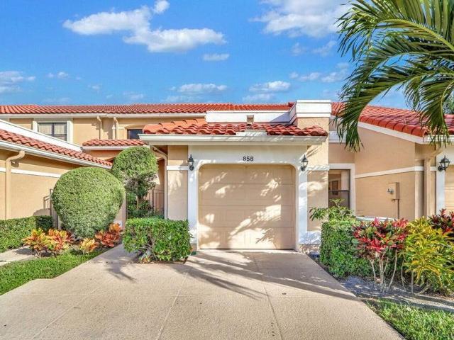 3 bedroom luxury Townhouse for rent in Palm Beach Gardens, Florida