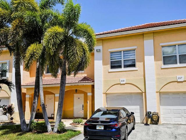 3 bedroom luxury Townhouse for rent in Palm Springs, United States