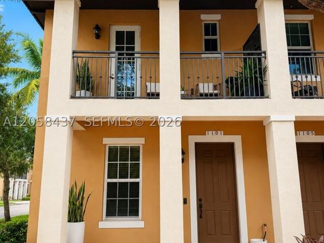 3 bedroom luxury Townhouse for rent in Pembroke Pines, Florida