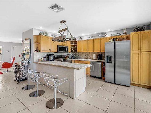 3 bedroom luxury Townhouse for rent in Pompano Beach, Florida