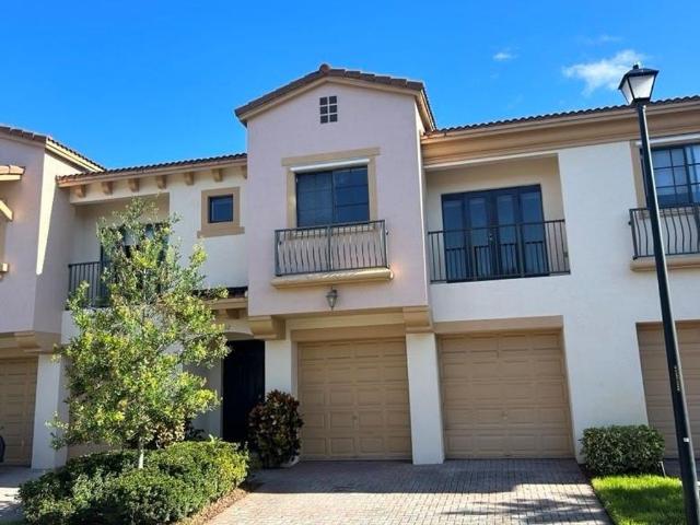 3 bedroom luxury Townhouse for rent in Pompano Beach, United States