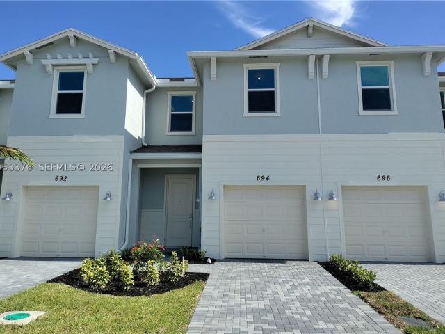 3 bedroom luxury Townhouse for rent in Port Saint Lucie, Florida