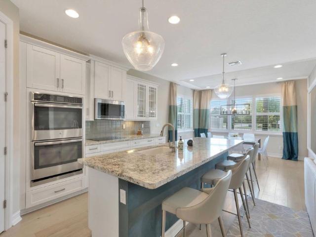 3 bedroom luxury Townhouse for rent in Royal Palm Beach, Florida