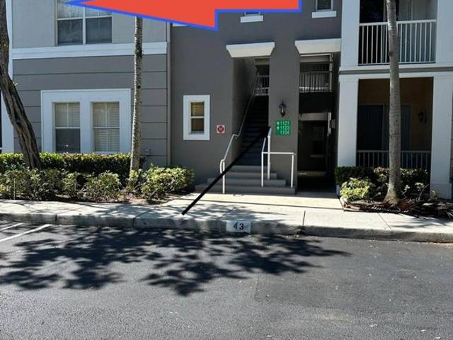 3 bedroom luxury Townhouse for rent in Royal Palm Beach, Florida