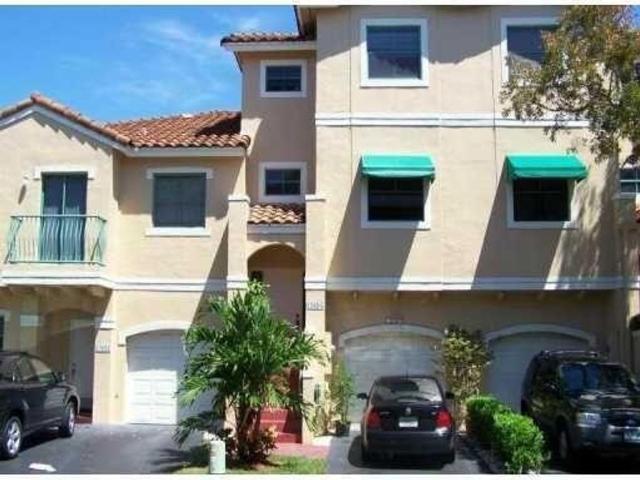 3 bedroom luxury Townhouse for rent in Sunrise, United States