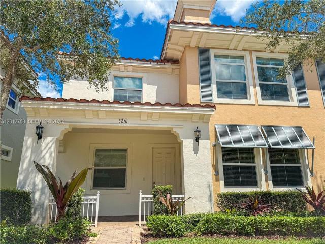 3 bedroom luxury Townhouse for rent in Sunrise, United States