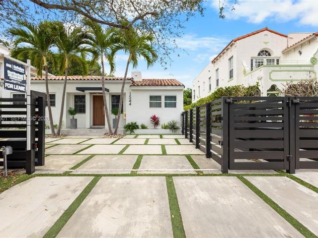 3 bedroom luxury Villa for rent in Miami Beach, Florida