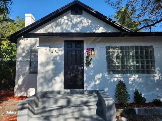 3 bedroom luxury Villa for rent in Miami, Florida